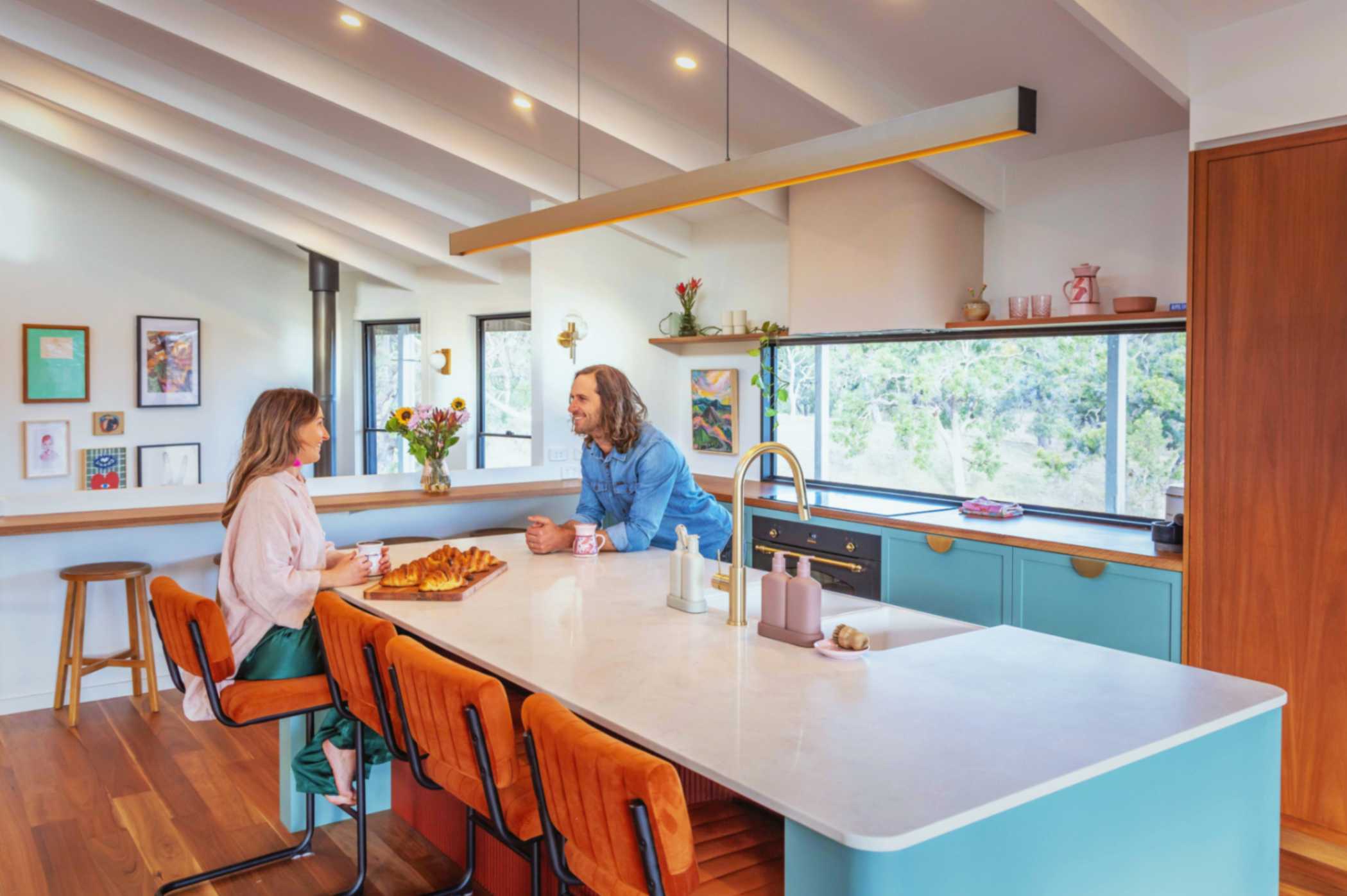 35+ Coastal Kitchen Ideas for a Breezy, Stylish Beach-Inspired Home ...