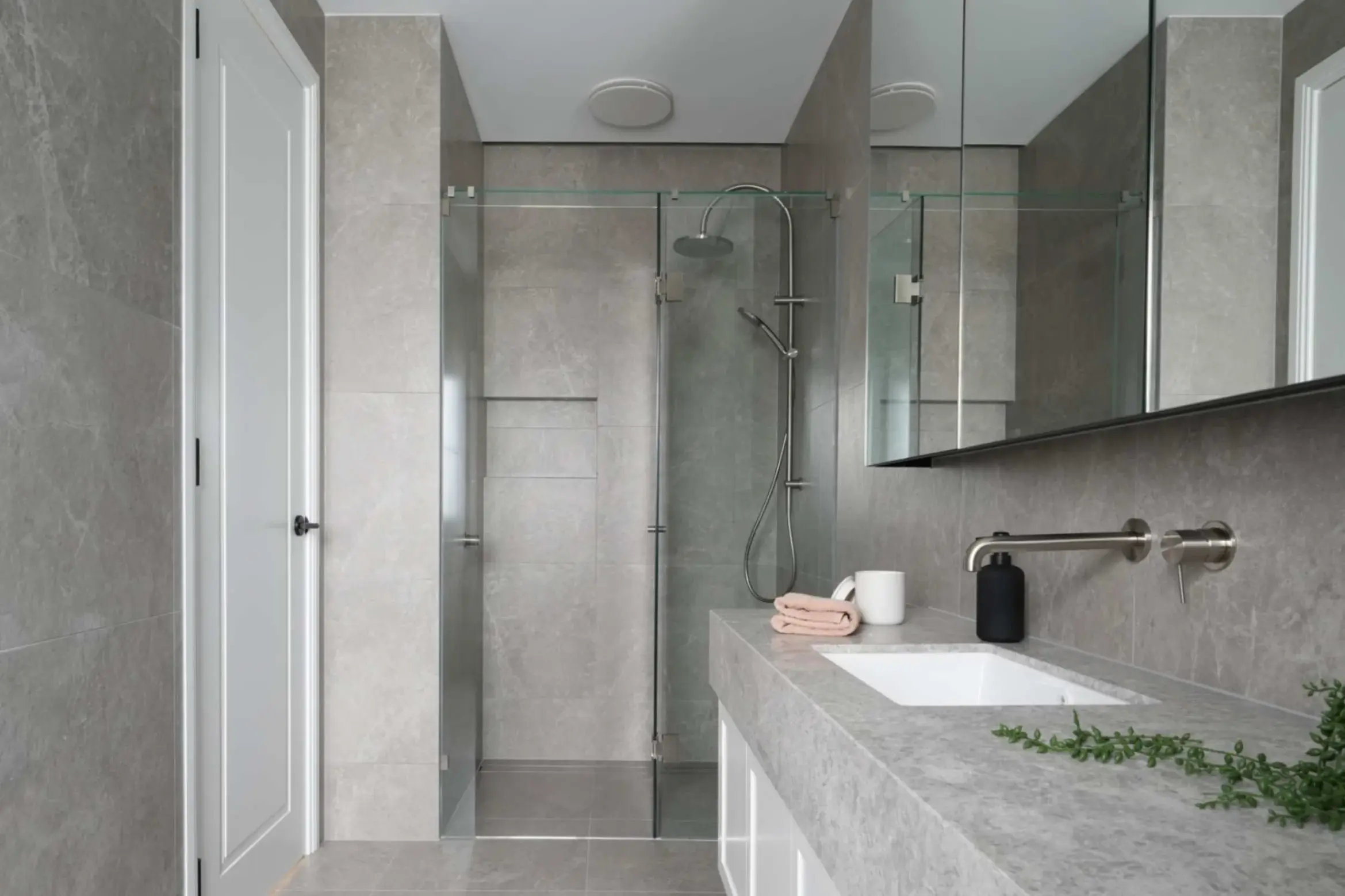 Standard shower size in Australia: common dimensions, layouts and cost ...